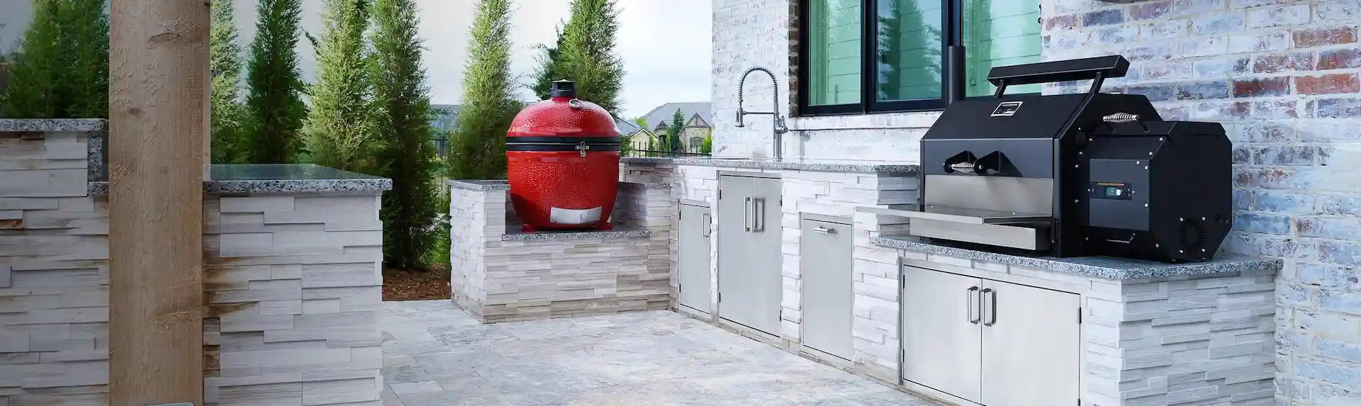 Outdoor Kitchens and Grills | Built-In BBQ Grills | Storage