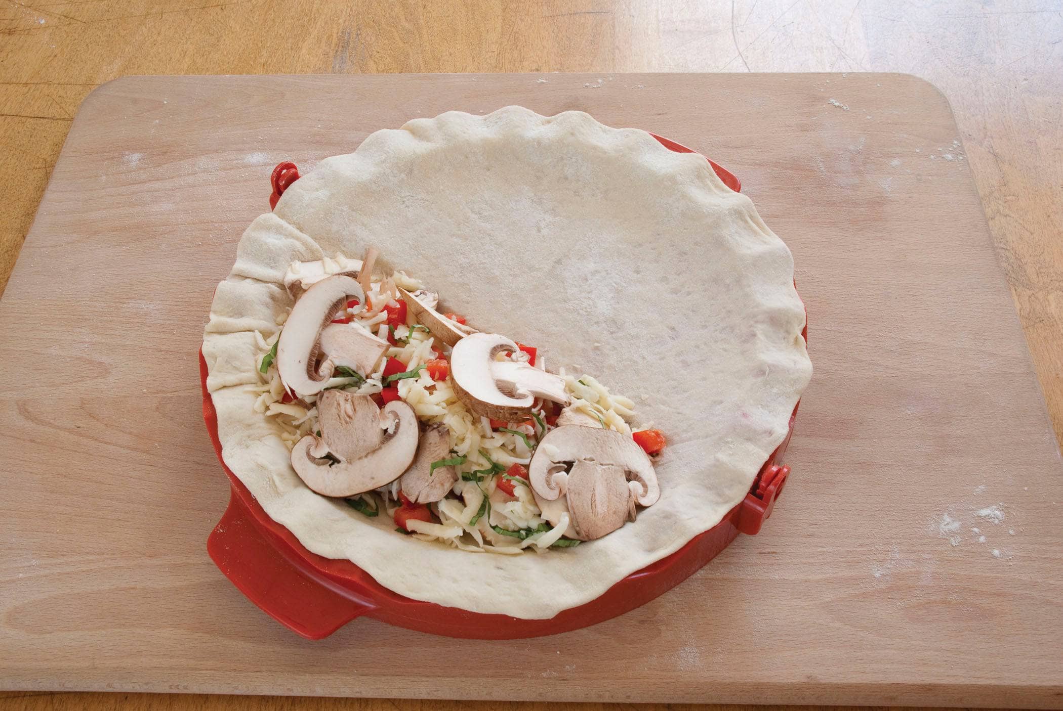 Charcoal Companion Large Calzone Press