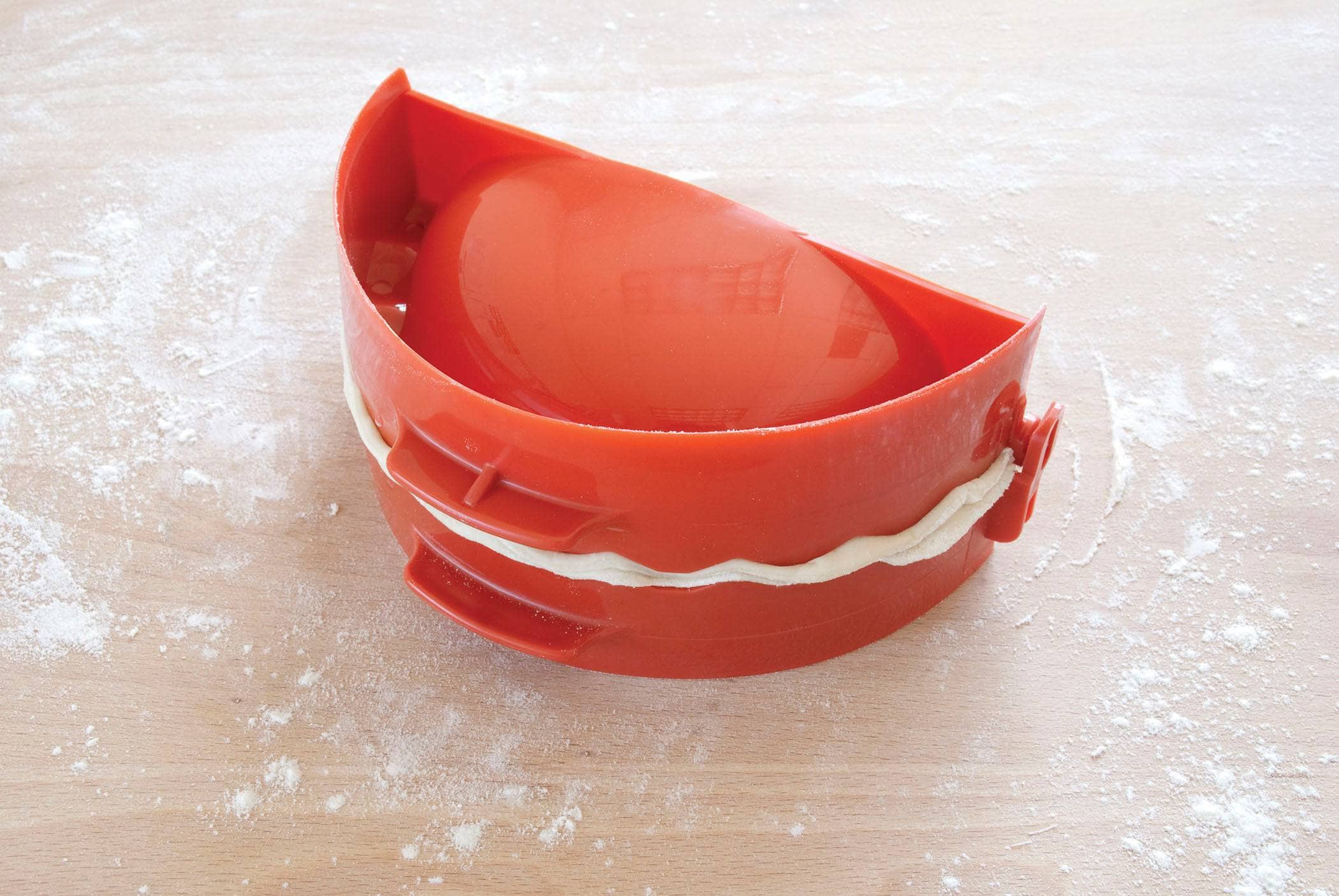 Charcoal Companion Small Calzone Press