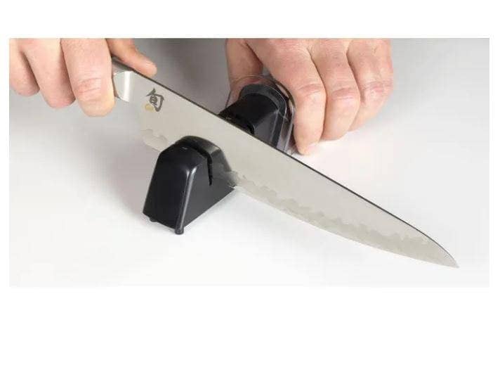 SHUN Kai Diamond And Ceramic Retractable Sharpener