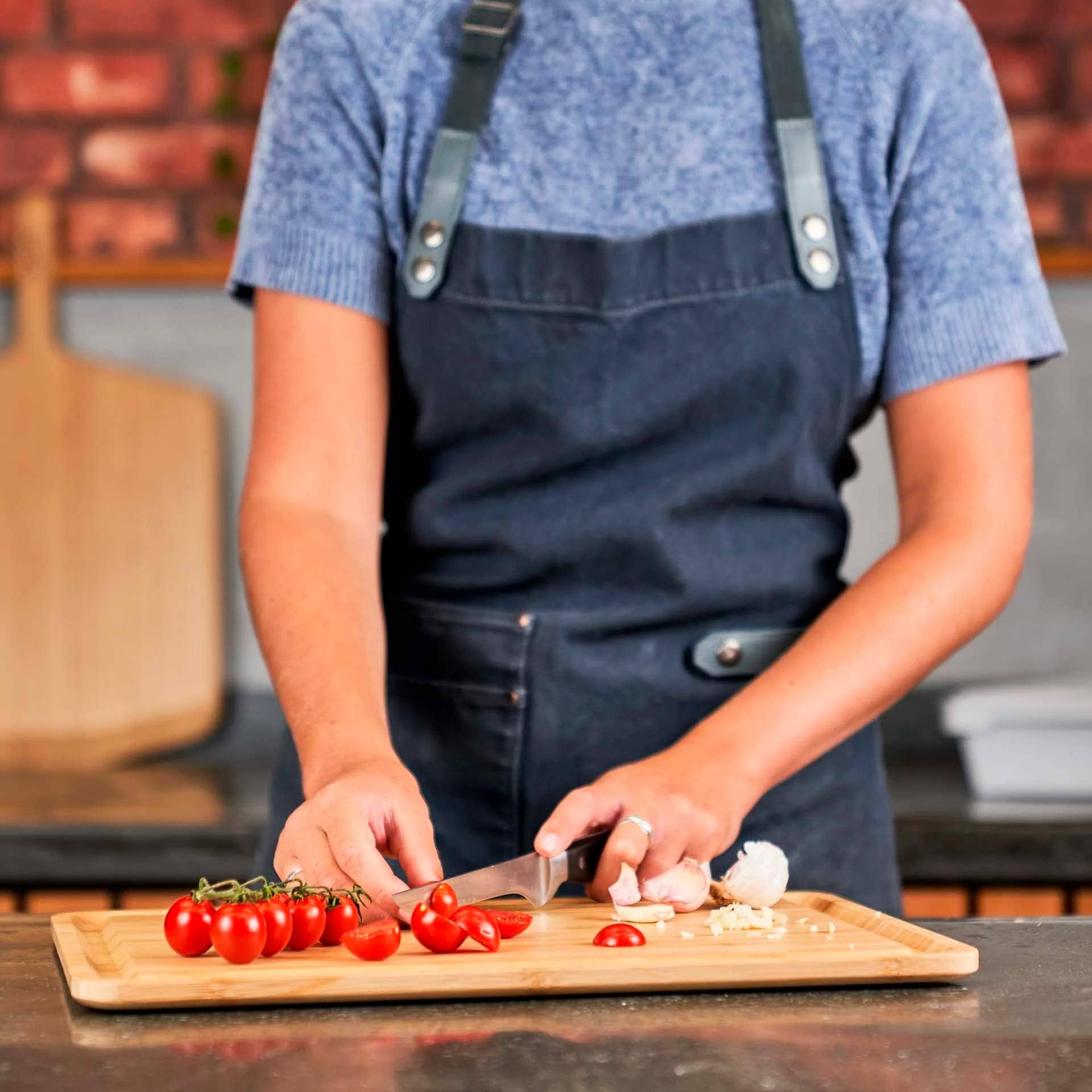 Ooni Pizza Prep Lid & Cutting Board